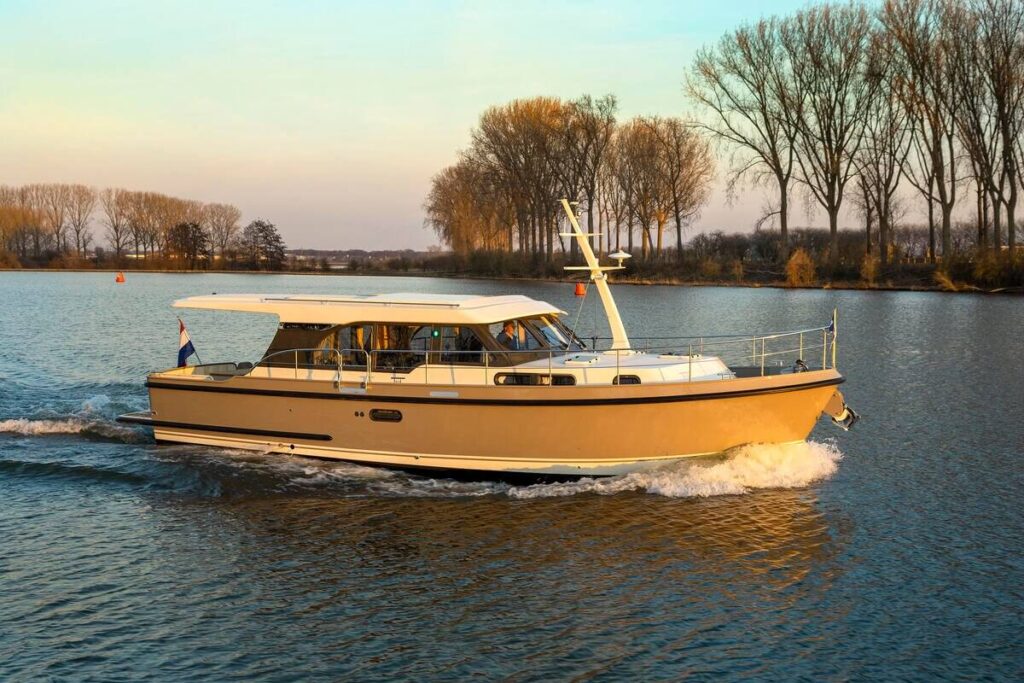 Linssen 40 SL Sedan - Leangbukta Maritime Senter