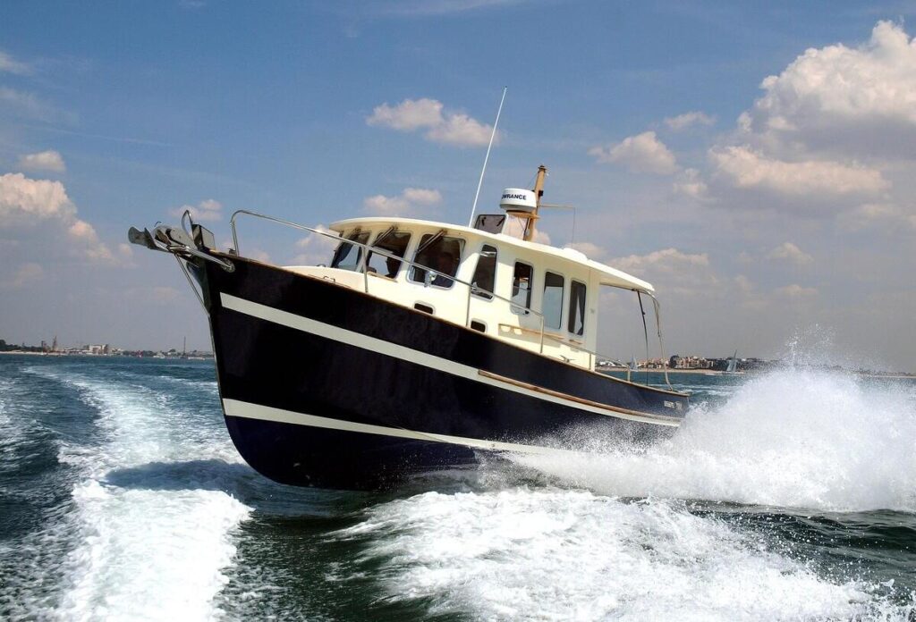 Rhéa 850 Timonier - Leangbukta Maritime Senter